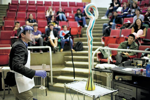 Bringing science to life: Undergrads learn by seeing, doing in 3.012 ...